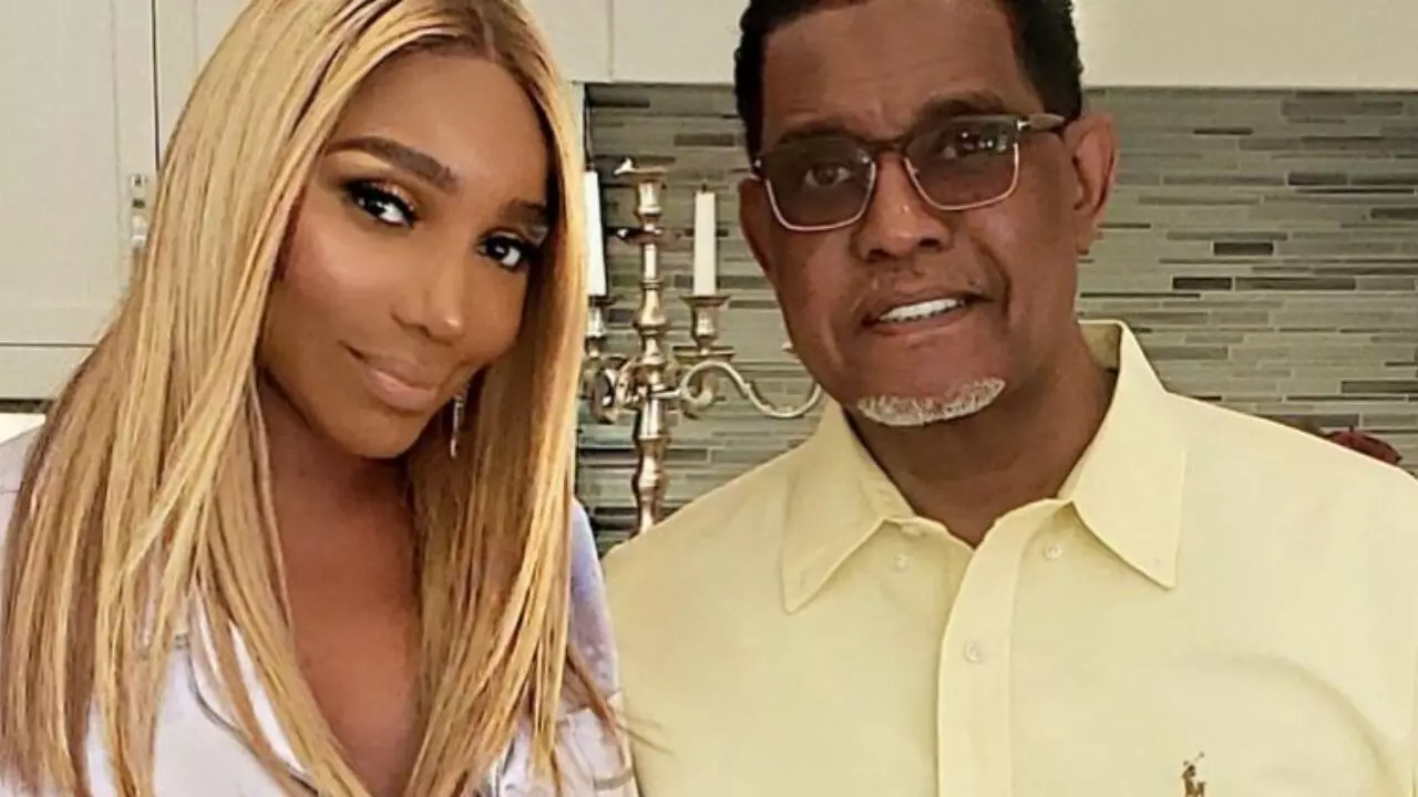 I-NeNe Leakes Ikhuluma Ngezindaba Ezibalulekile Mayelana Nobandlululo