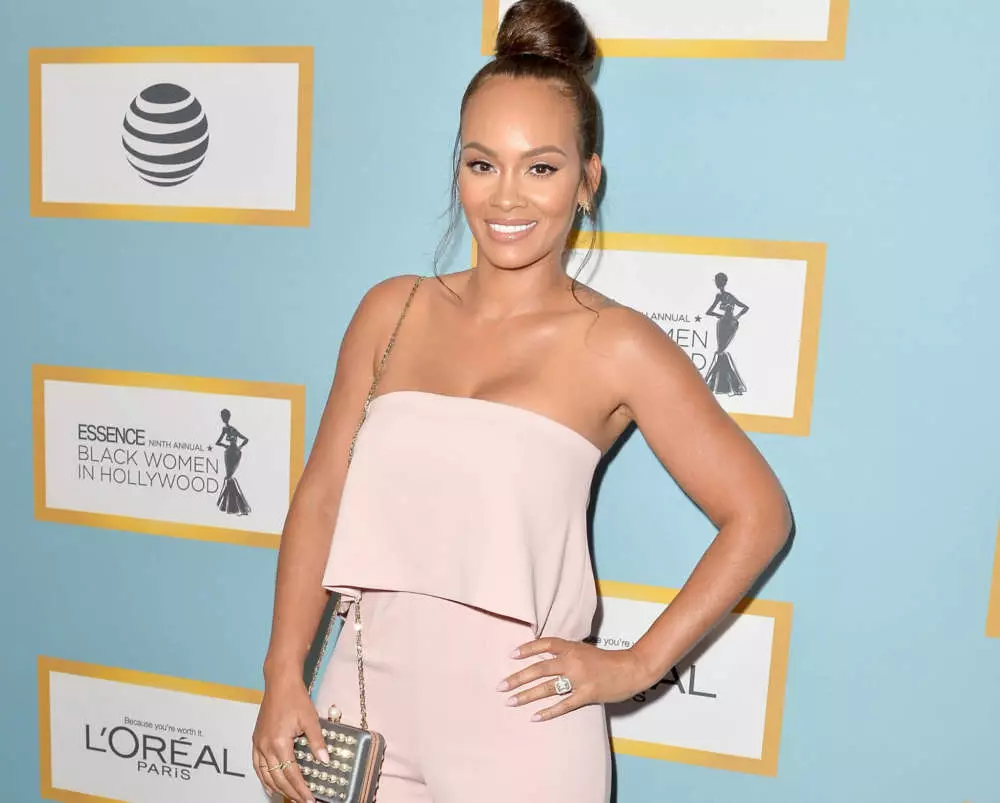 L-OG Chijindu tal-Basketball Wives Iffajlja Kawża Kontra Evelyn Lozada