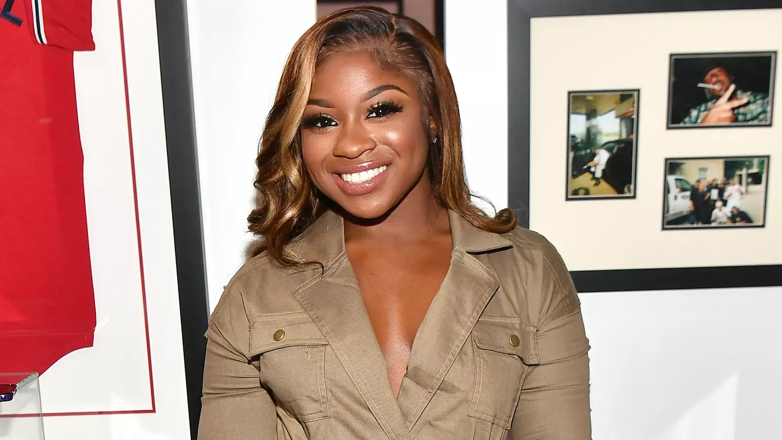 Reginae Carter Perdis Tunon Da Pezo Kaj Fanoj Ne Povus Esti Pli Feliĉa Por Ŝi