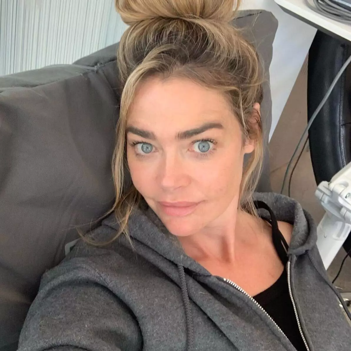 Denise Richards: Mona ke Kamoo Libapali-'moho le eena tsa Pele tsa 'RHOBH' li Ikutloang ka ho Tsoa ha Hae!