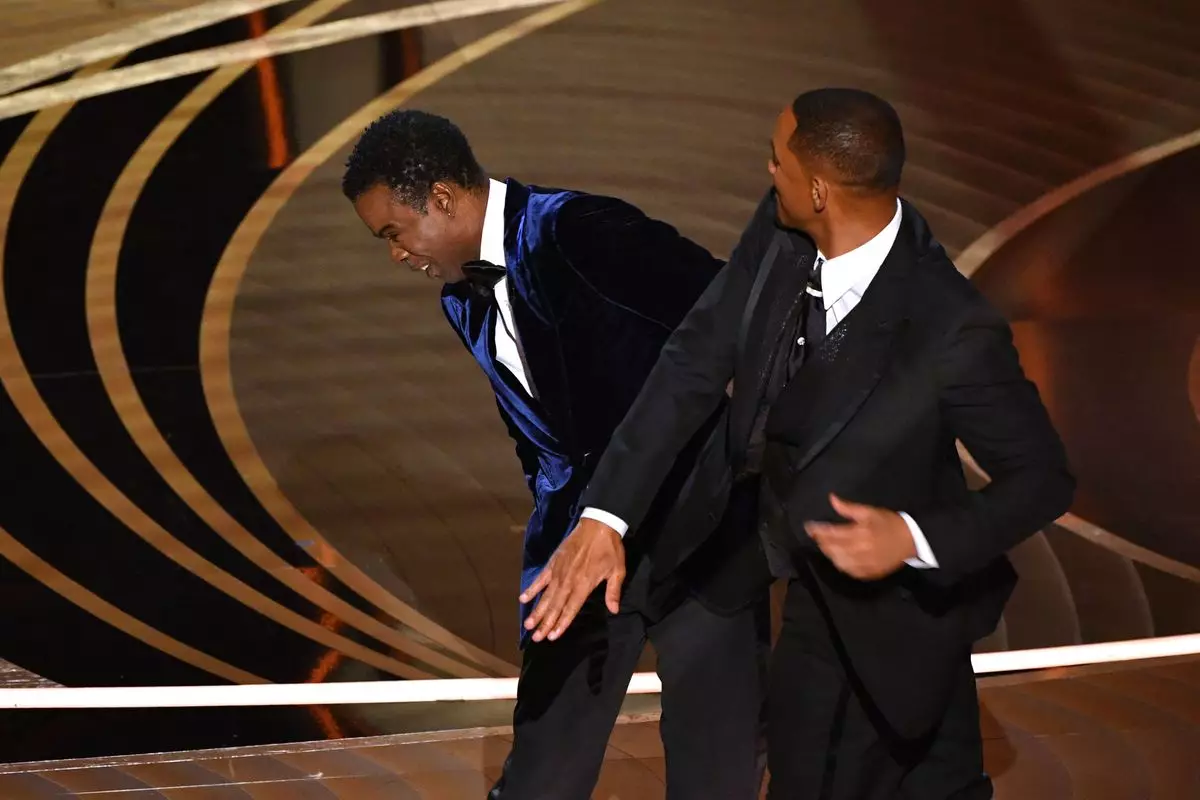 Will Smith undskylder efter skænderi med Chris Rock ved Oscar-uddelingen