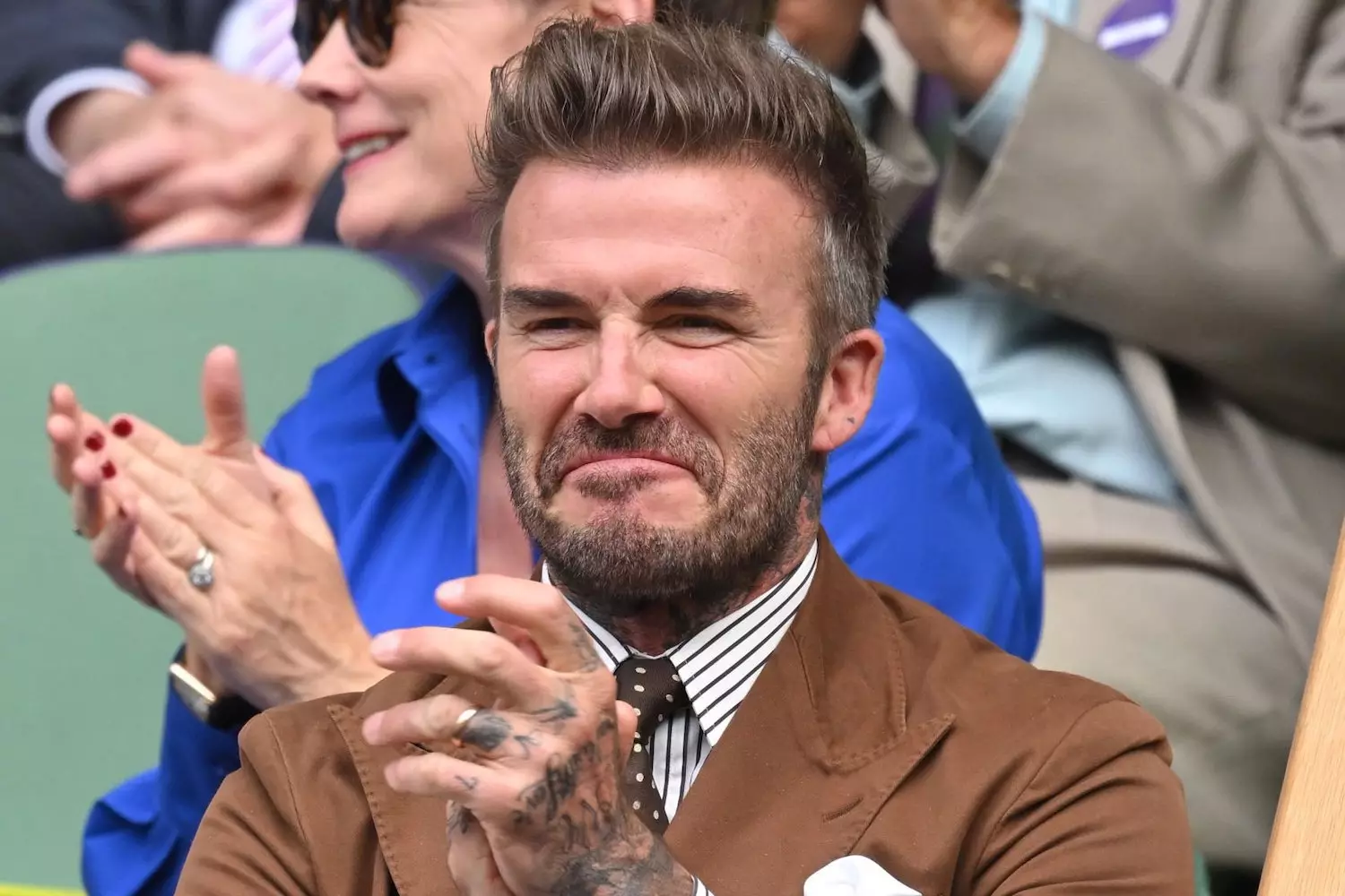 David Beckham ໄດ້ຮັບການສົ່ງຈົດຫມາຍຂົ່ມຂູ່ຈາກ Stalker Sharon Bell; Stalker ຍັງສະແດງຢູ່ໃນເຮືອນຂອງລາວ