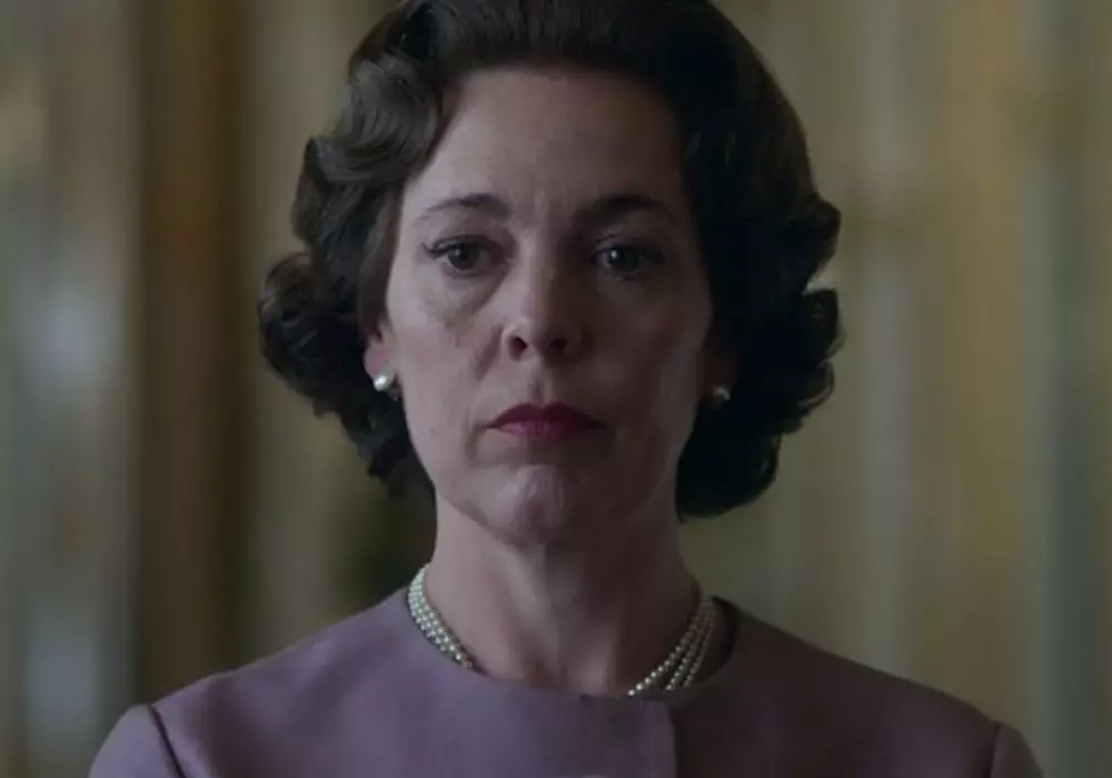 Netflix przedstawia zwiastun trzeciego sezonu The Crown, w którym królowa Elżbieta przechodzi z młodej kobiety do „Starego nietoperza”