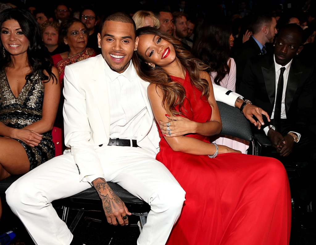 Rihanna ត្រូវបានអតីតមិត្តប្រុស Chris Brown អបអរសាទរចំពោះការមានផ្ទៃពោះ ក្រោយពីបែកបាក់គ្នា