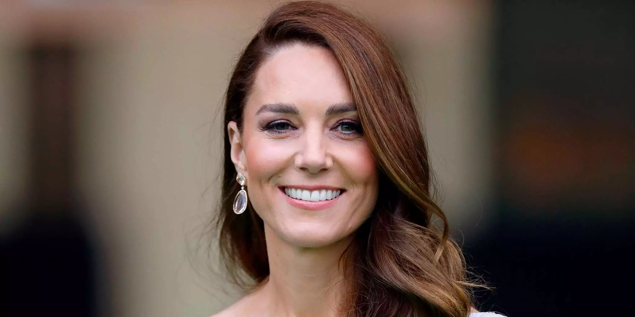 Duchess Kate Middleton hụrụ ka ọ na-agba bọọlụ n'ikiri ụkwụ dị ka onye isi na Cambridgeshire ya na di Prince William