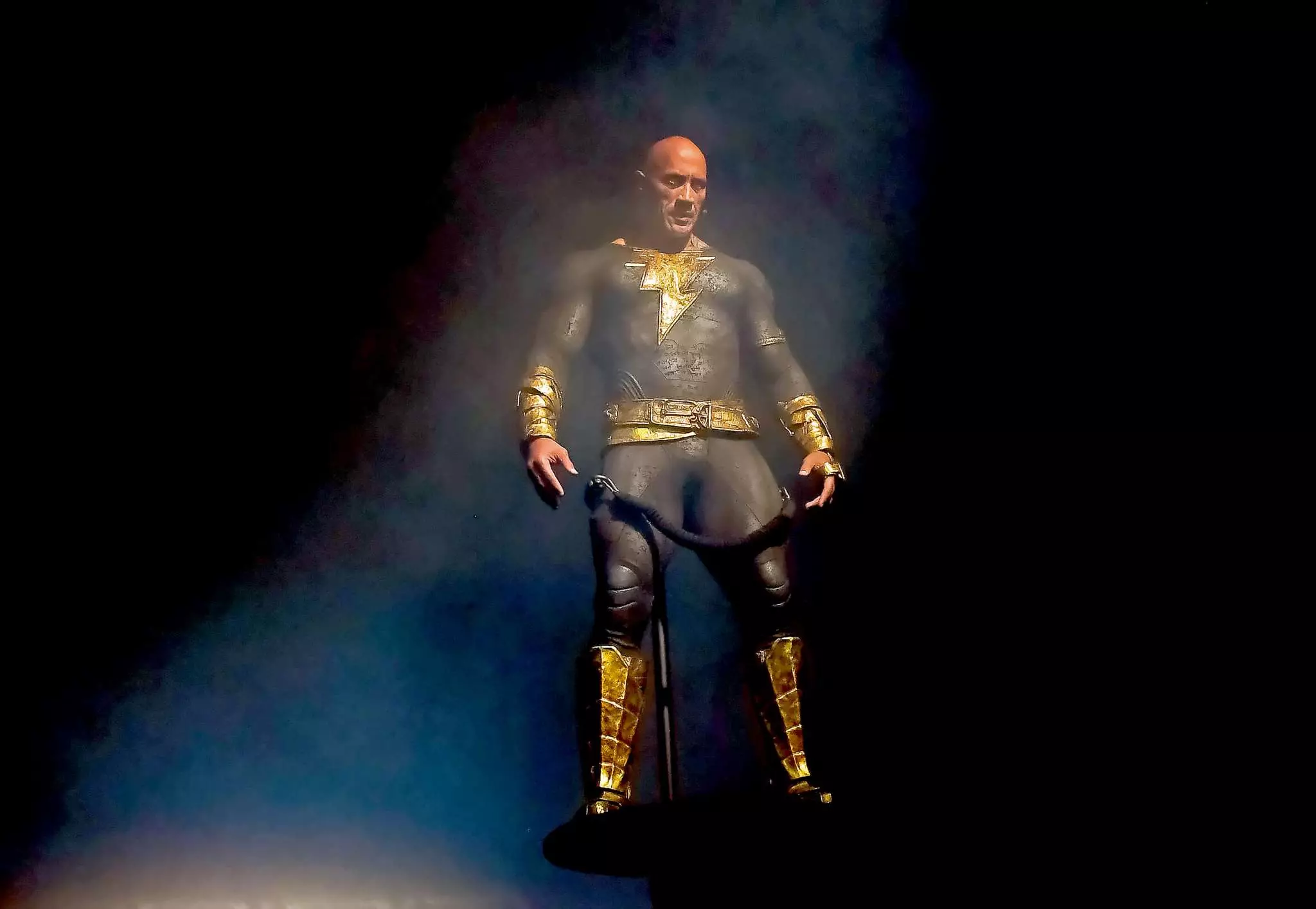 Mae Ffilm Black Adam Dwayne Johnson Yn Gyflawn Ac Mae'r Cast Eisoes Wedi Ei Gweld