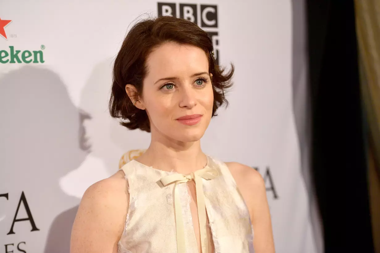 O perseguidor de Claire Foy, Jason Penrose, foi ordenado a ficar longe dela por cinco anos