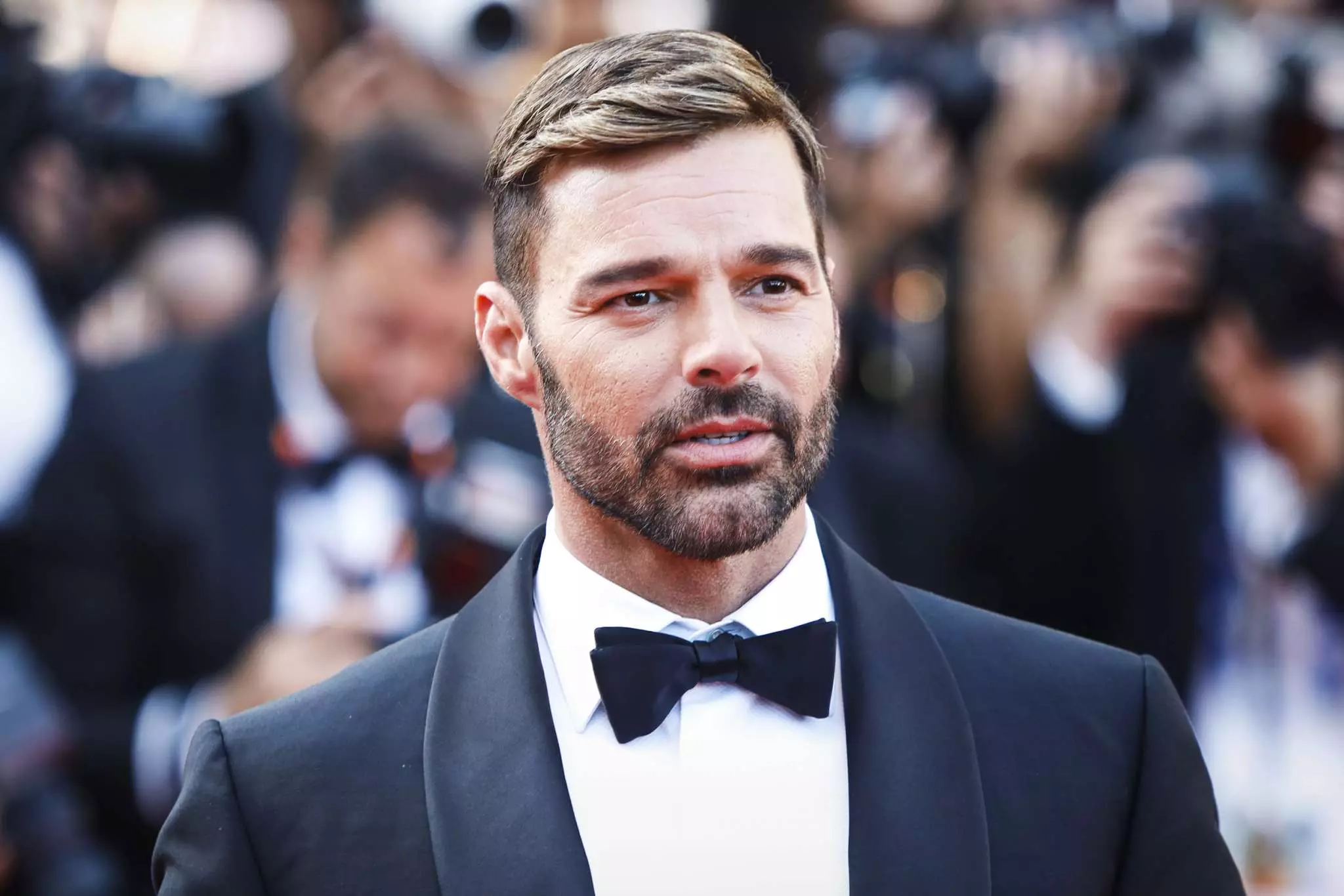 Każ ta' Abbuż Sesswali Kontra Ricky Martin Min-Neputi Irtirat