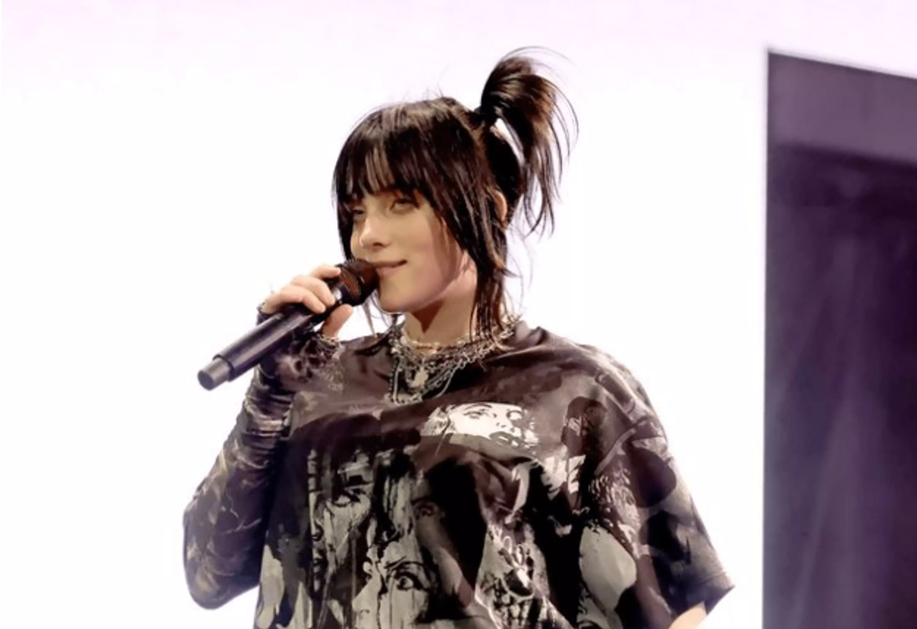 Billie Eilish admite que usou um doppelgänger no Coachella