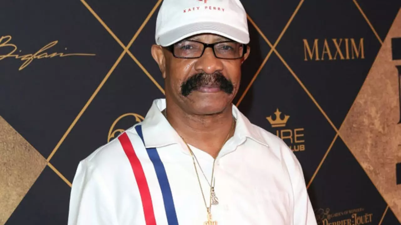 El padre de Drake defiende a los 'amigos' Jussie Smollett y R. Kelly - ¡Las redes sociales están furiosas!