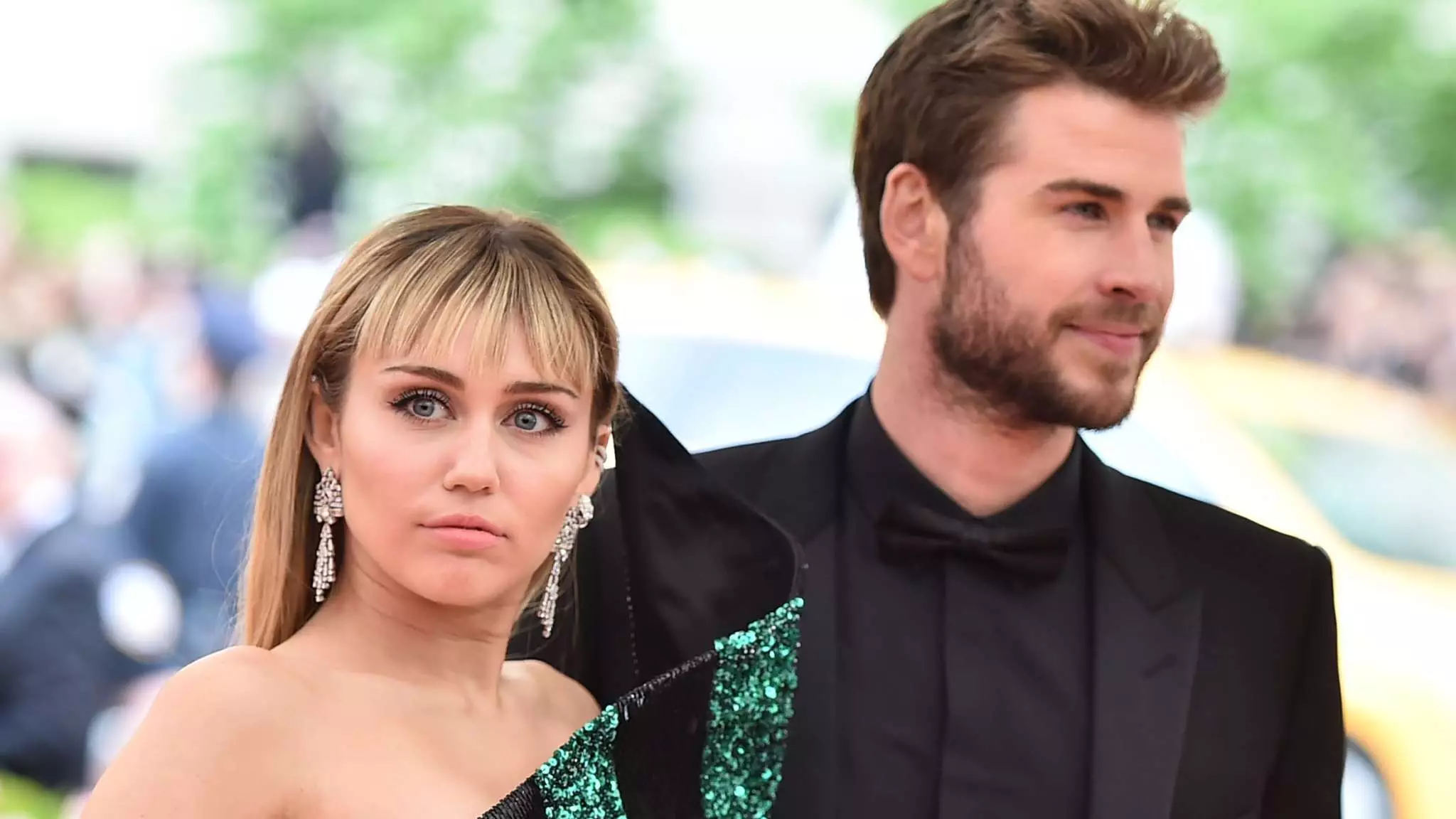 Miley Cyrus tunnustaa rakastavansa edelleen ex-miehensä Liam Hemsworthia – Tässä on todellinen syy, miksi he lopettivat suhteensa!