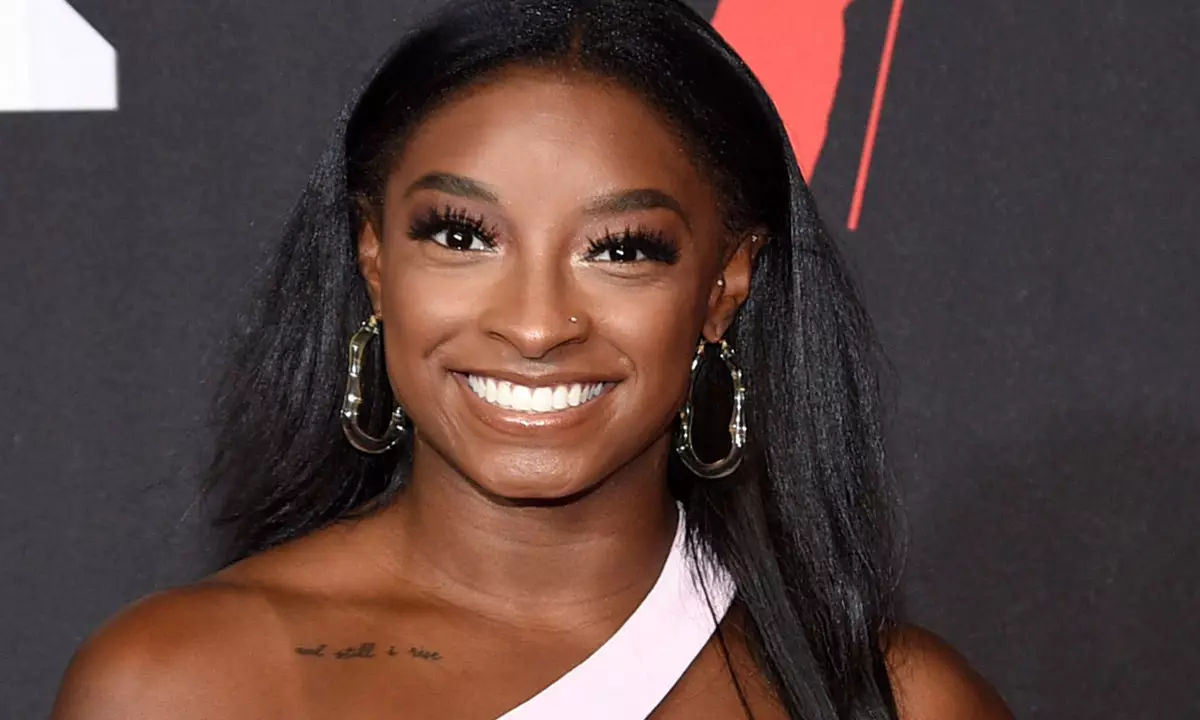 Simone Biles e Jonathan Owens estão noivos - os fãs estão emocionados após o anúncio