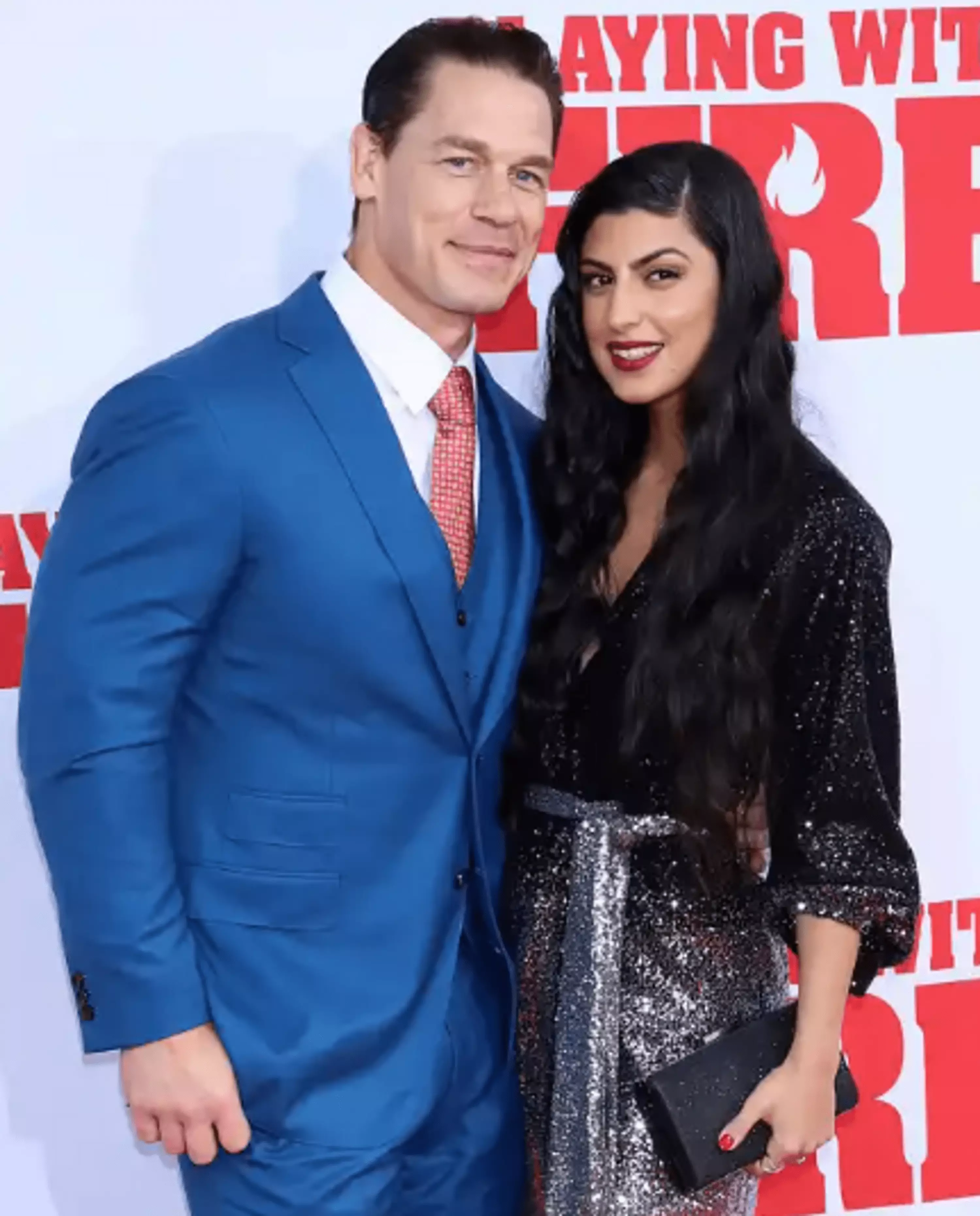 John Cena o ile a nyala Monyaluoa oa hae Shay Shariatzadeh Nako e 'ngoe hape ka Labohlano Moketeng oa Bohlale Vancouver