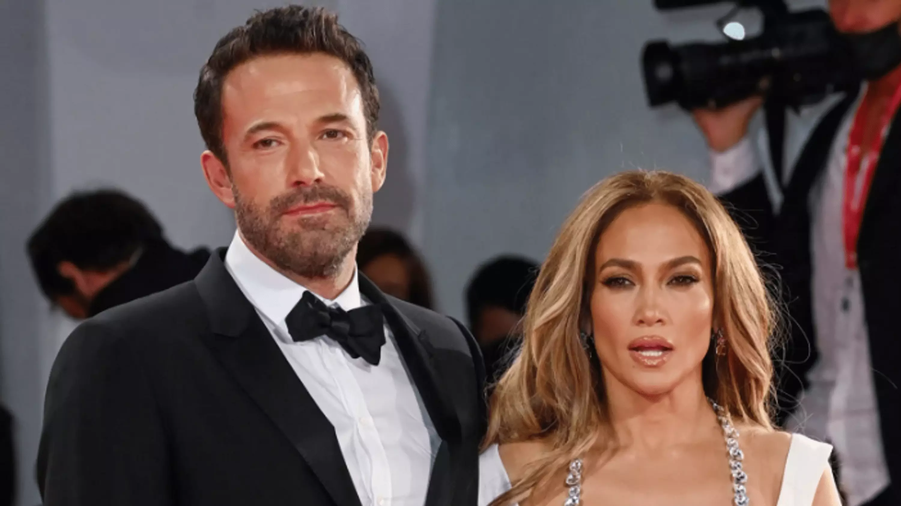 Jennifer Lopez yakoze ku bafana amafoto y'urukundo hamwe na Ben Affleck