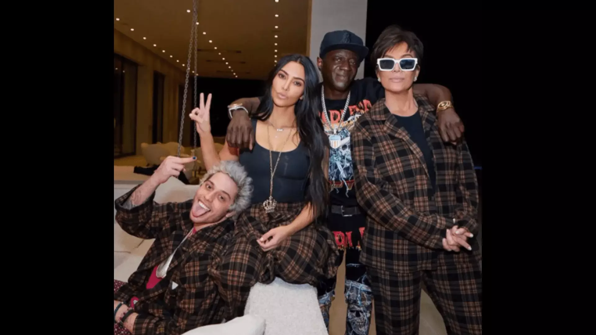 Mest hollur aðdáandi: Pete Davidson klæðist Kim Kardashian