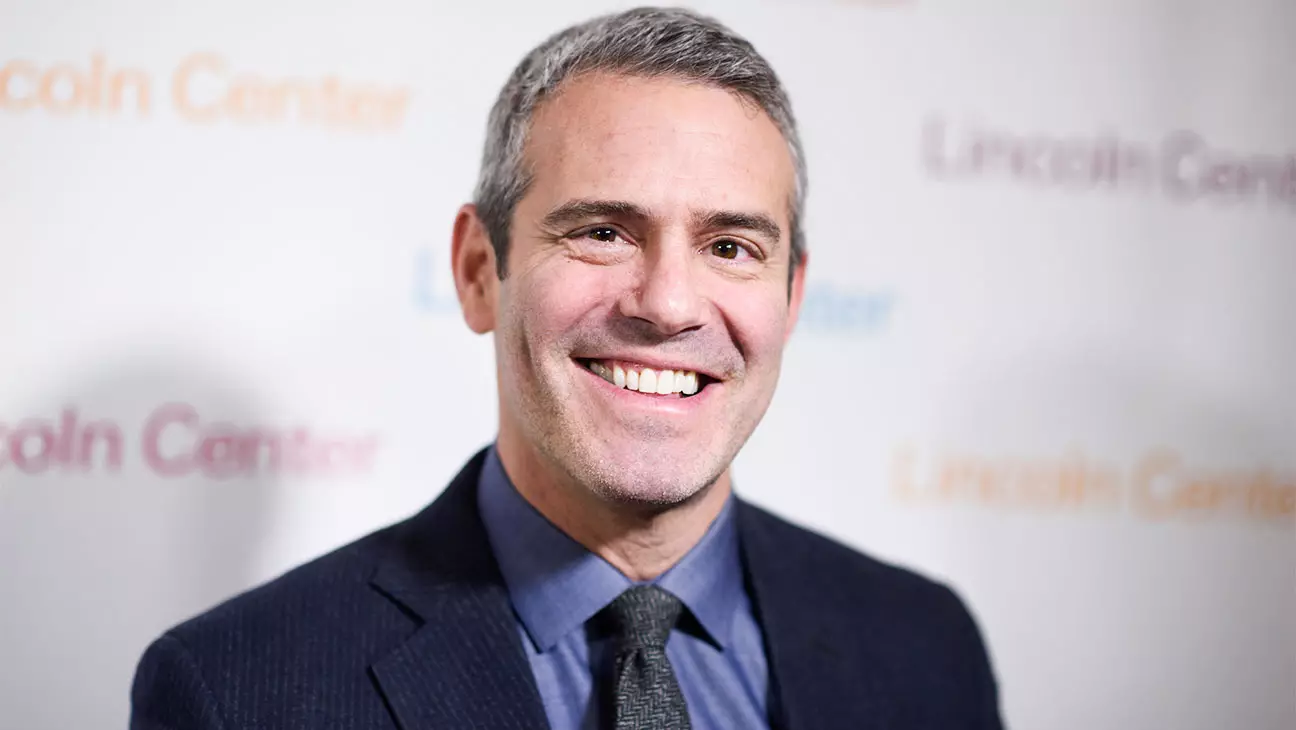 Andy Cohen hat gerade eine neue Show angekündigt – sehen Sie sich das Video hier an