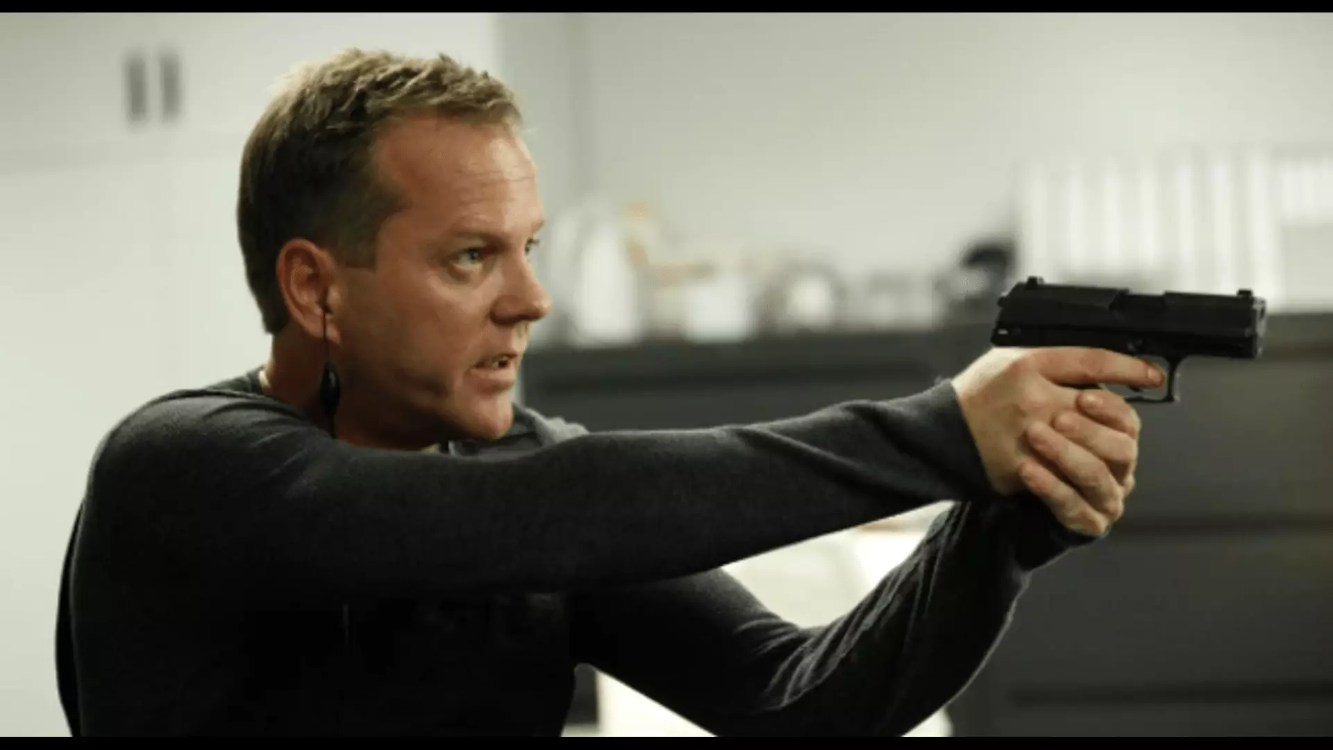 Kiefer Sutherland Jack Bauer سۈپىتىدە قايتىپ كېلىشكە تەييار