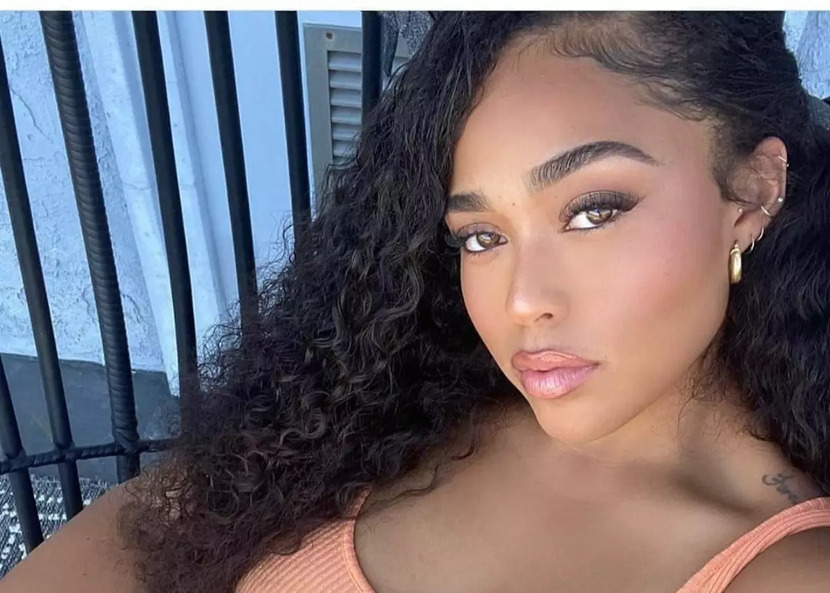 Jordyn Woods zet Twitter in vuur en vlam nadat haar video over lymfedrainage viraal gaat 25893_0