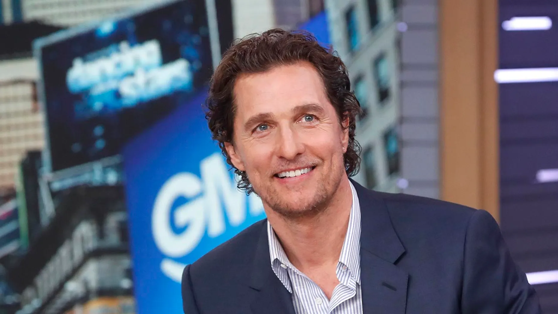 Matthew McConaughey arasaba ubutabera nyuma yo kurasa imbaga muri Texas