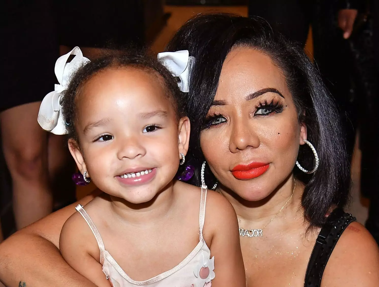 T.I. Na nwa nwanyị Tiny Harris, Vidiyo ngụsị akwụkwọ nke Heiress Harris ga-eme ụbọchị gị