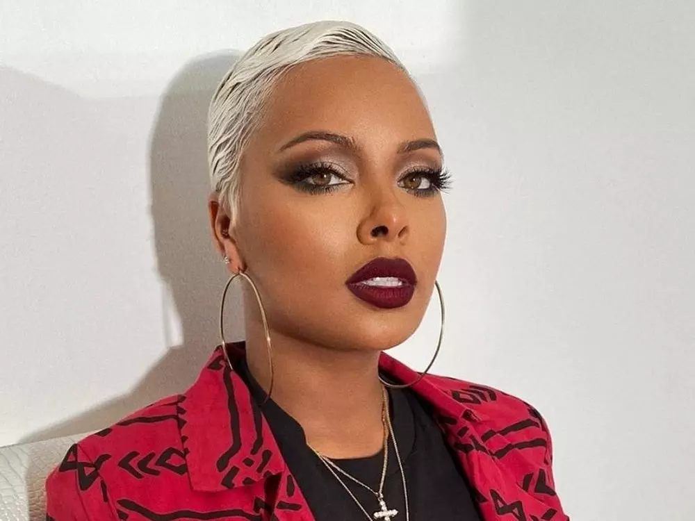 Eva Marcille သည် Atlanta ၏နောက်ထပ်မြို့တော်ဝန်အကြောင်းပြောနေသည်။