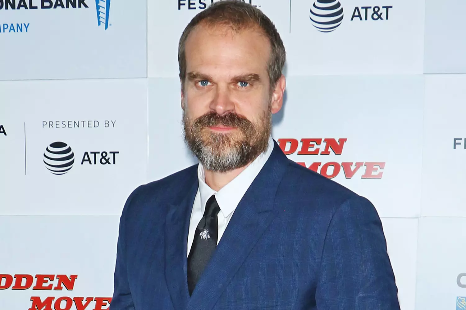 David Harbour dává svůj názor na budoucnost své postavy Stranger Things, Hopper