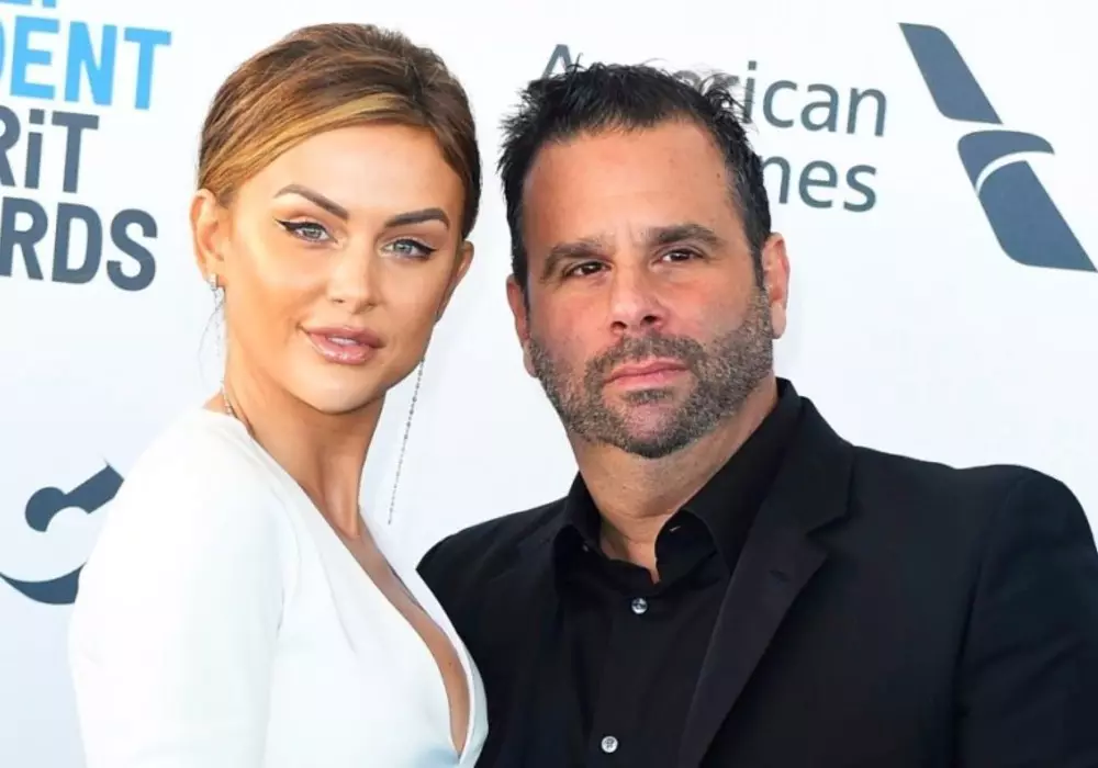 Randall Emmett tregon dashuri për Lala Kent në ditën e tyre të anuluar të dasmës