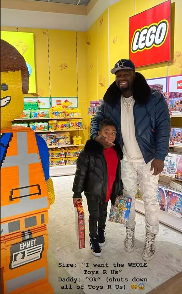 50 Cent-ը վարձով է տալիս միակ երկու վերաբացված խաղալիքներից մեկը «R» Us խանութներում իր որդու համար: 53083_3