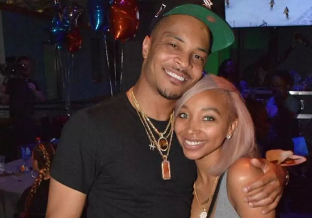 Zonnique Pullins T.I. හි 'ඉක්මන්' පොඩ්කාස්ට් ප්‍රවර්ධනය කරයි