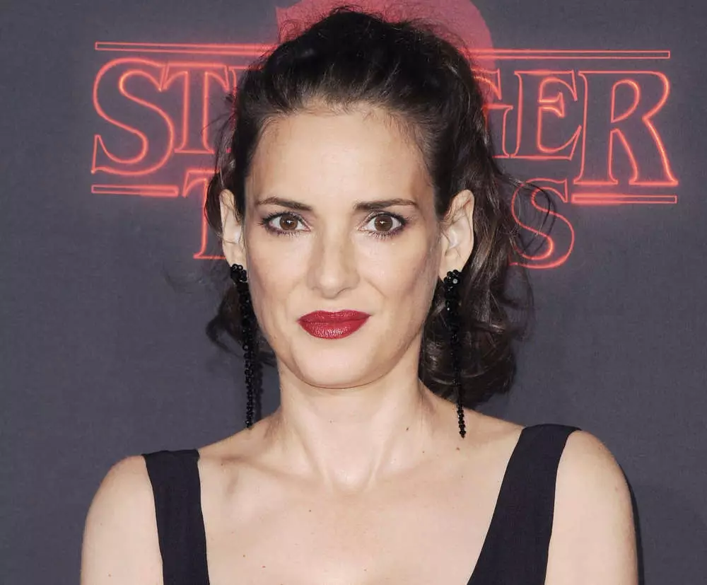 Winona Ryder steunt Johnny Depp te midden van zijn juridische strijd over laster met Amber Heard