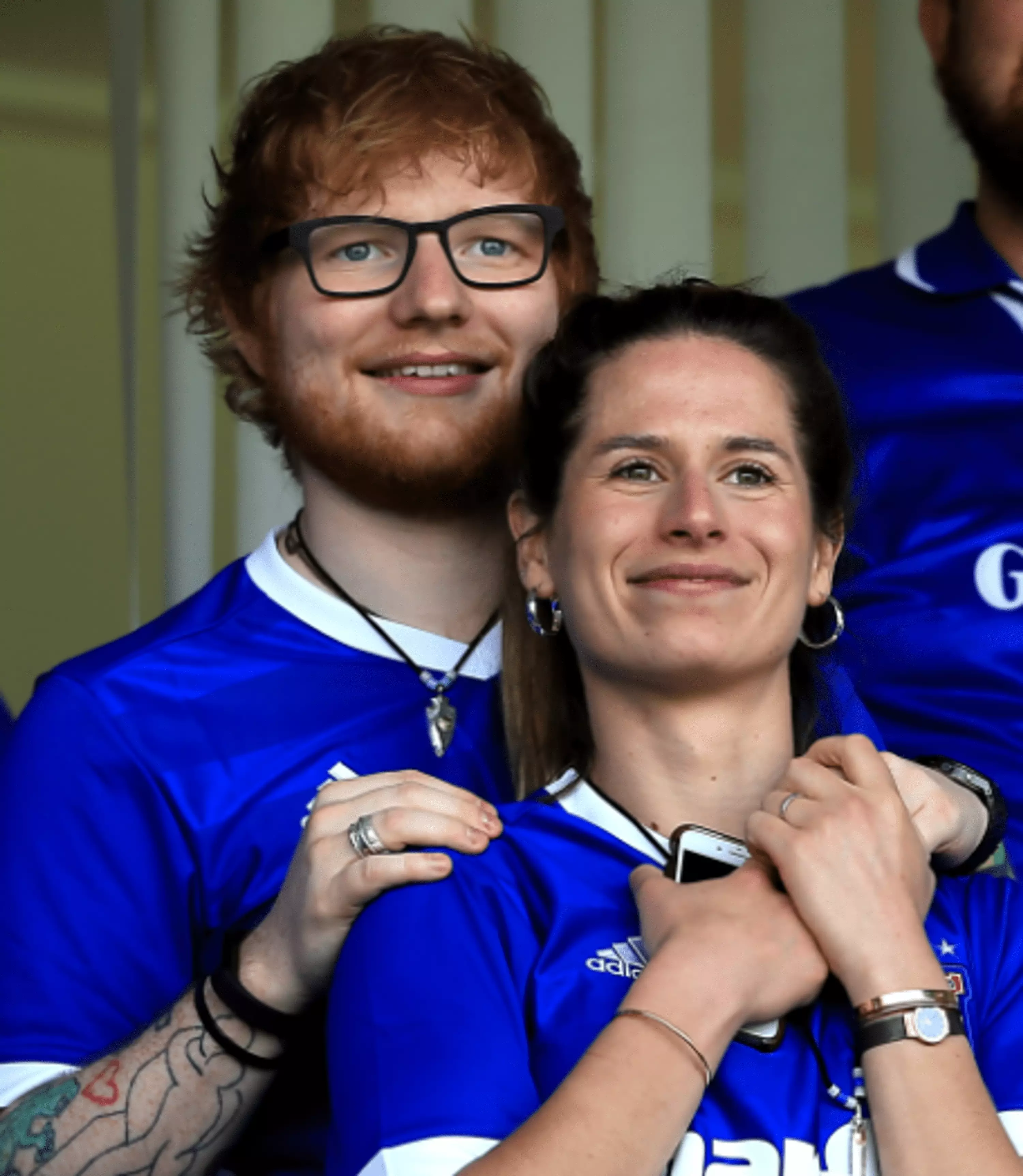 Ed Sheeran Ati Iyawo Rẹ Cherry Seaborn ti a npè ni Ọmọbinrin Jupiter