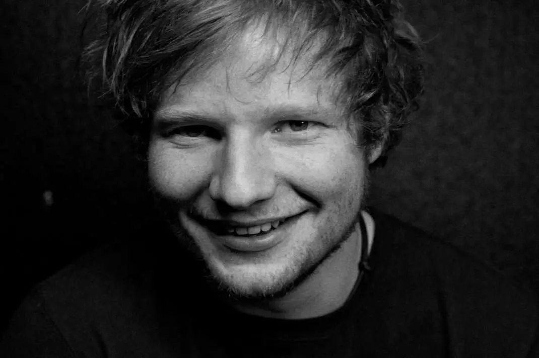 Ed Sheeran doorbreekt stilte over Taylor Swift en Scooter Braun Drama